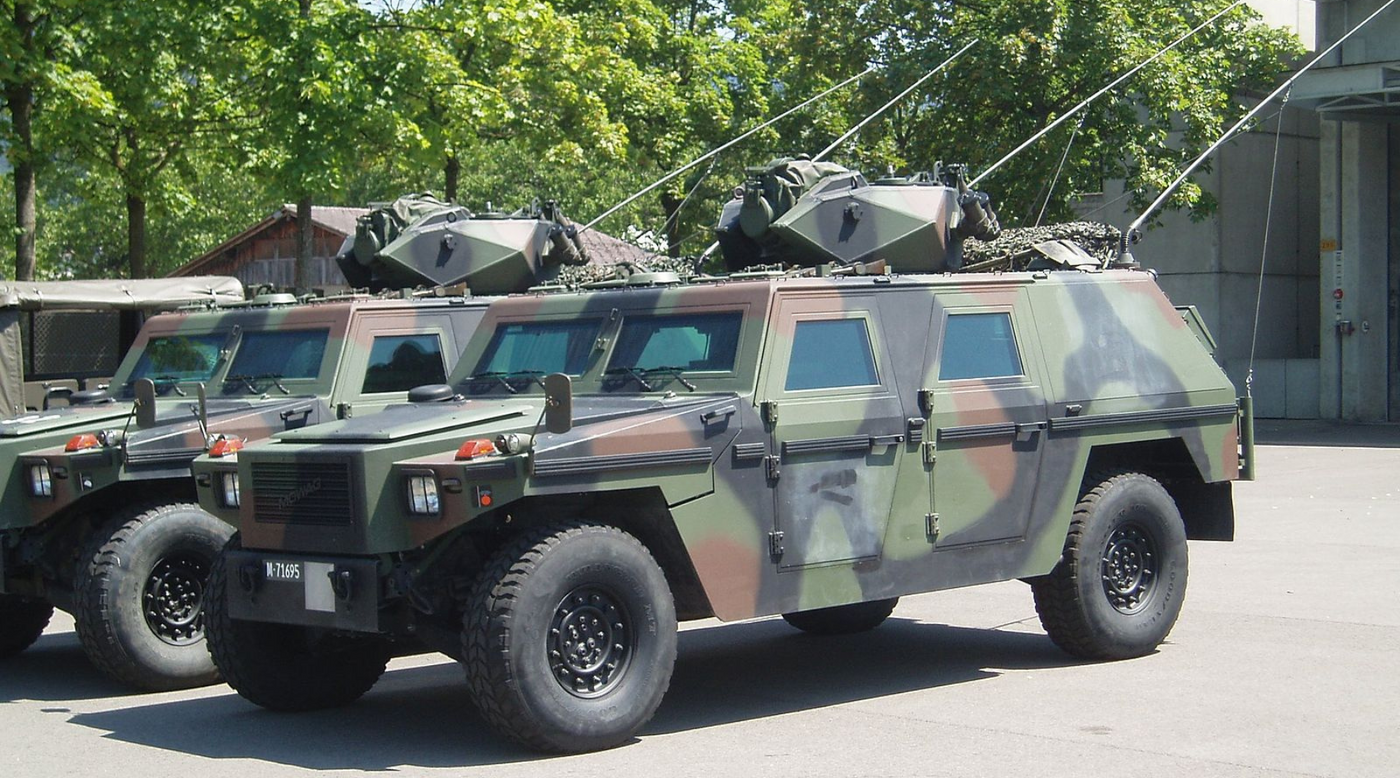 MOWAG Eagle V : Le véhicule polyvalent et lourdement blindé pour des m ...